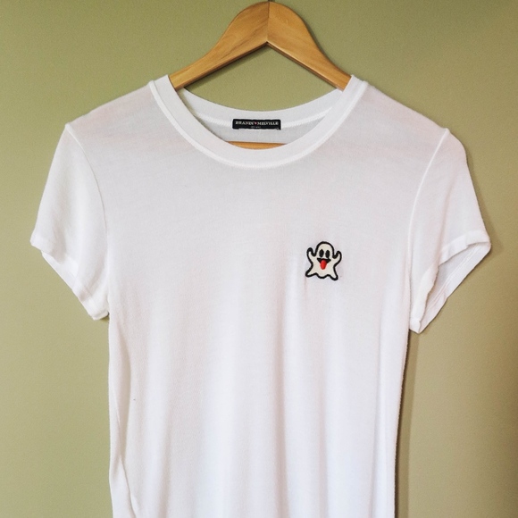 Brandy Melville | Tops | Brandy Melville Ghost Emoji Tshirt One Size ...